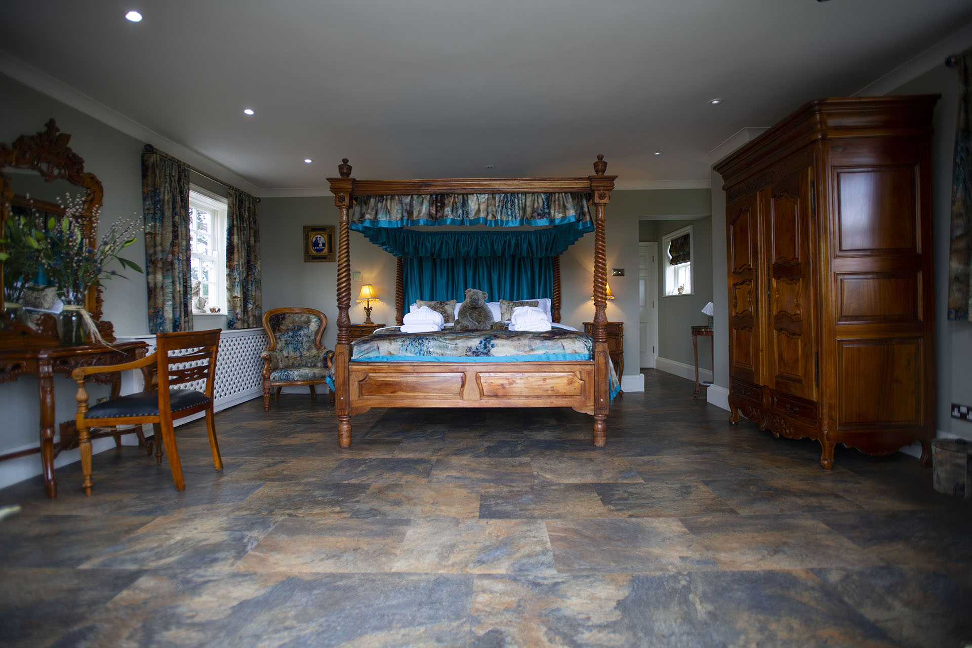 White Horse Suite - Burtree Country House & Retreats
